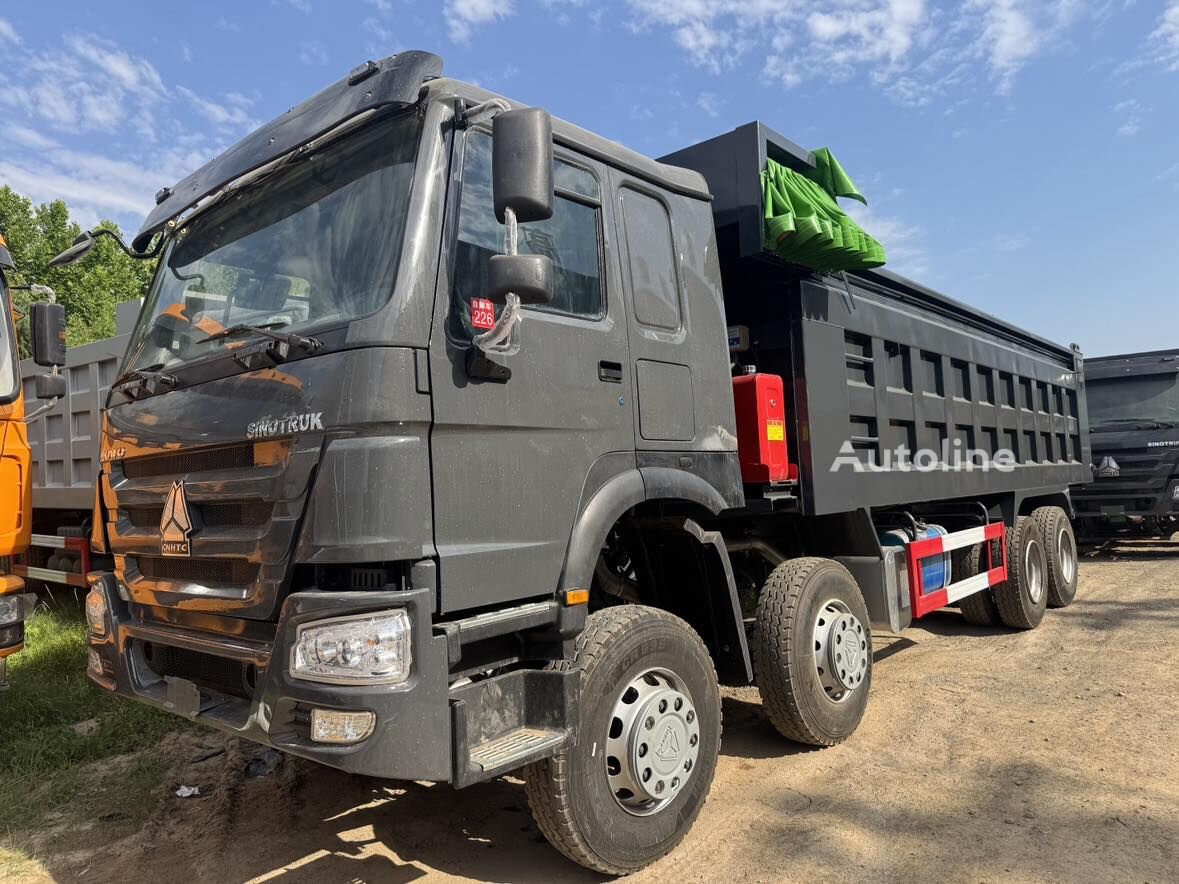 Sinotruk Howo Howo 8x4 400HP 12 wheels Dump Truck kiper