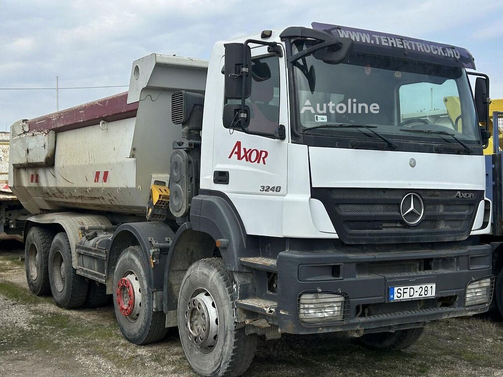 Mercedes-Benz AXOR 3240 8x4 billencs 17 000 000 Ft + ÁFA Bruttó: 21 590 000 Ft kiper