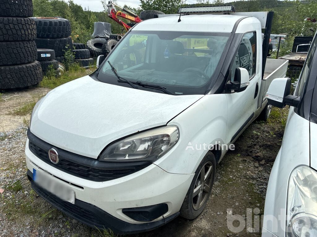 Prodaje se Fiat DOBLO kamion s ravnom platformom < 3.5t na aukciji