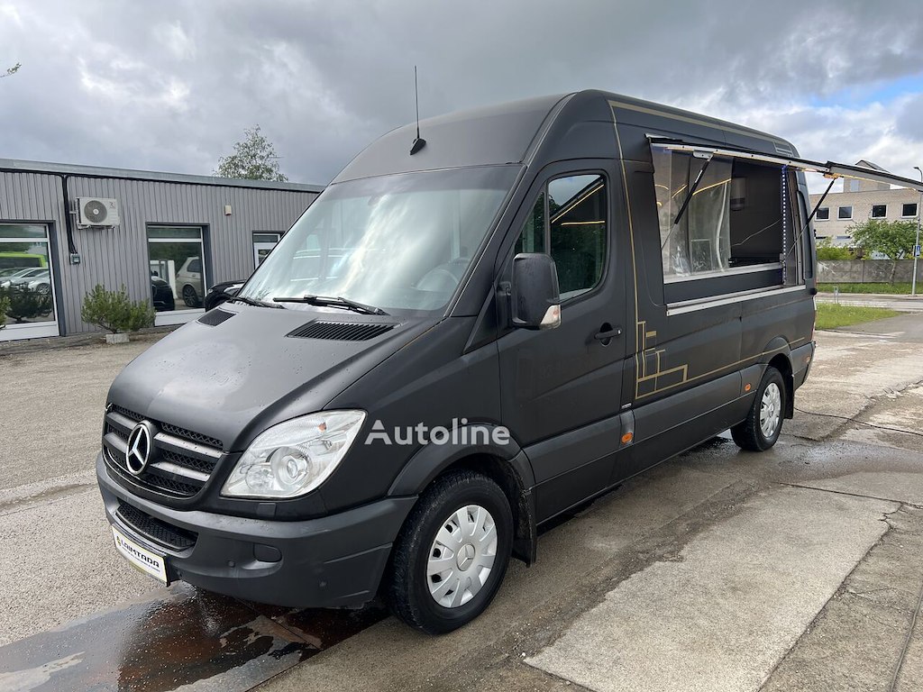 Mercedes-Benz Sprinter minibus furgon