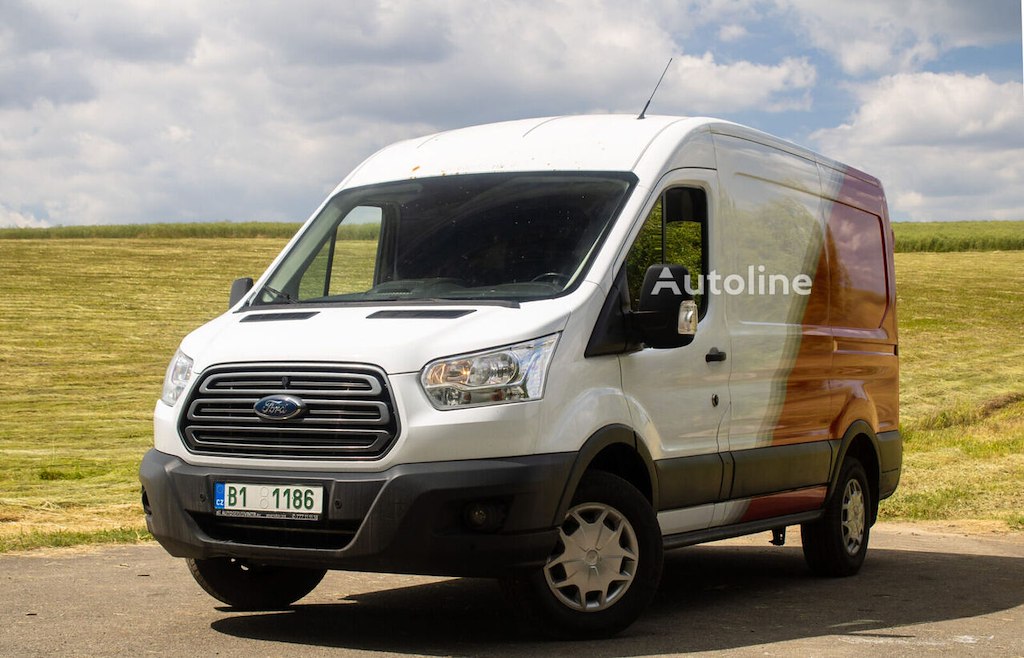Ford Transit minibus furgon