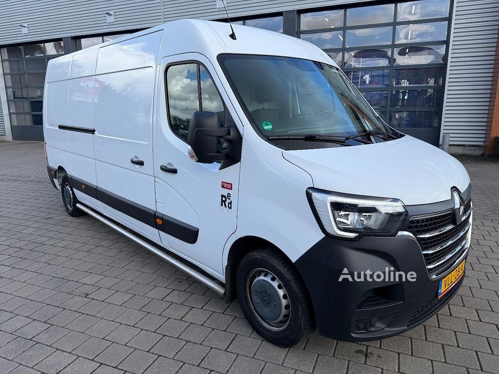 Renault Master RED - VAN FWD 3T5 E6 - L3H2 135 PK TREKHAAK / NAVIGATIE / minibus furgon