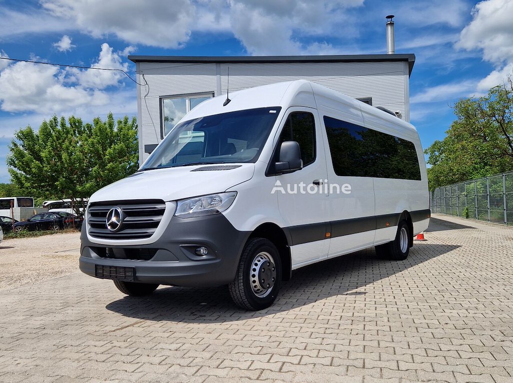 Novi Mercedes-Benz Sprinter 517 CDI 21+1 9G-Tronic putnički minibus