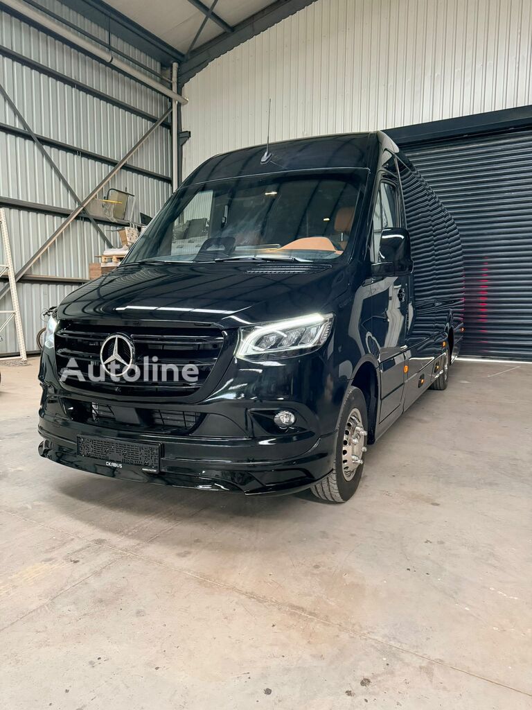 Novi Mercedes-Benz Sprinter Luxury Stock L4H2 putnički minibus