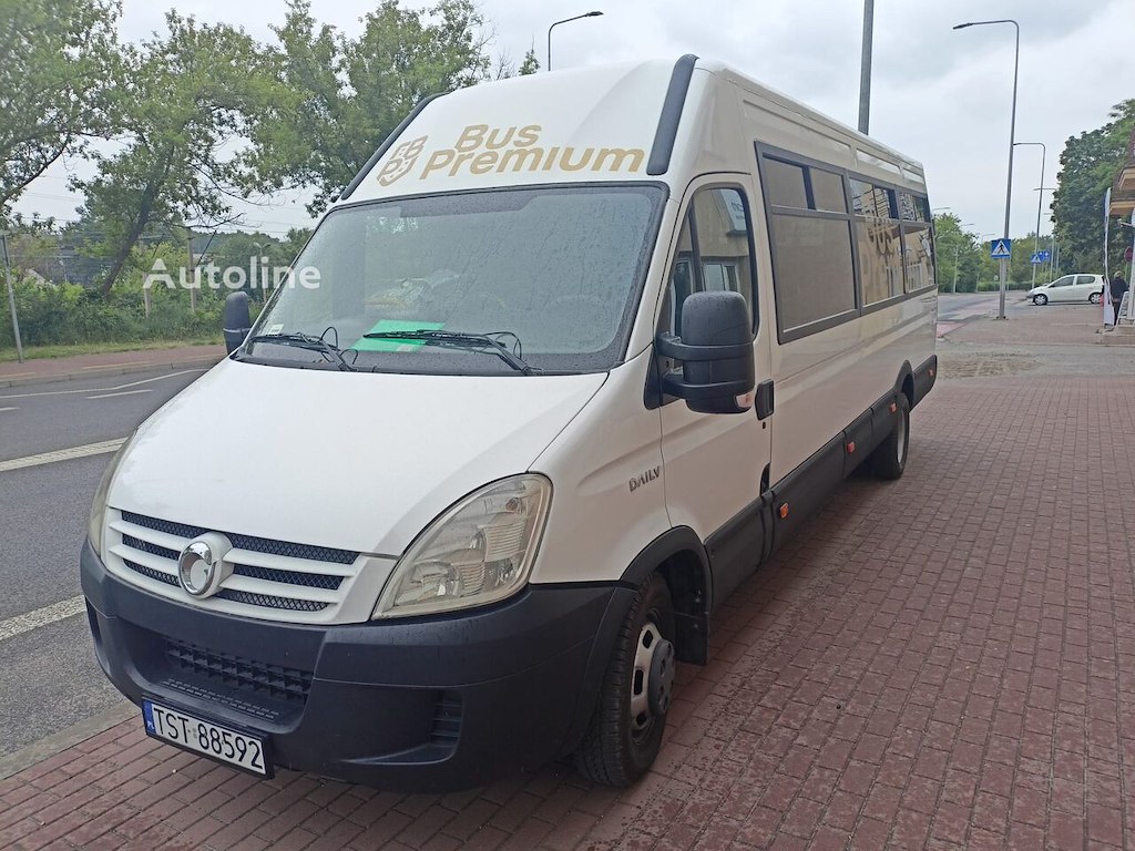 IVECO Daily putnički minibus