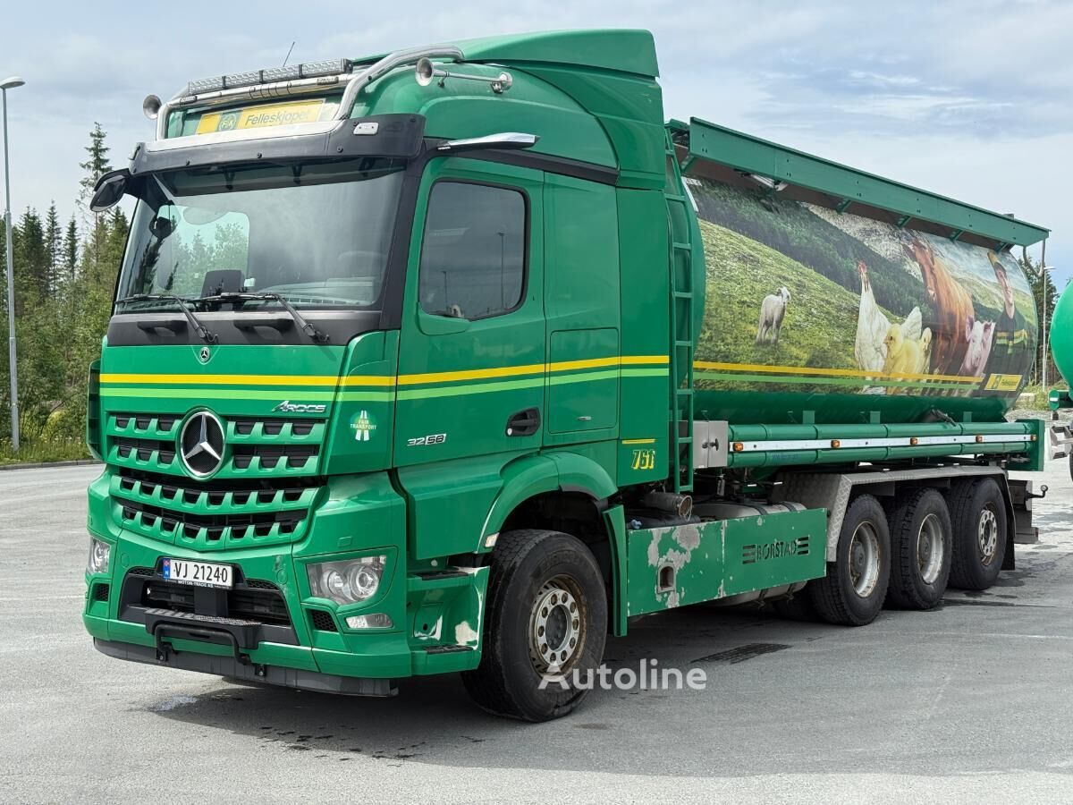Prodaje se Mercedes-Benz Arocs vozilo za stočnu hranu na aukciji