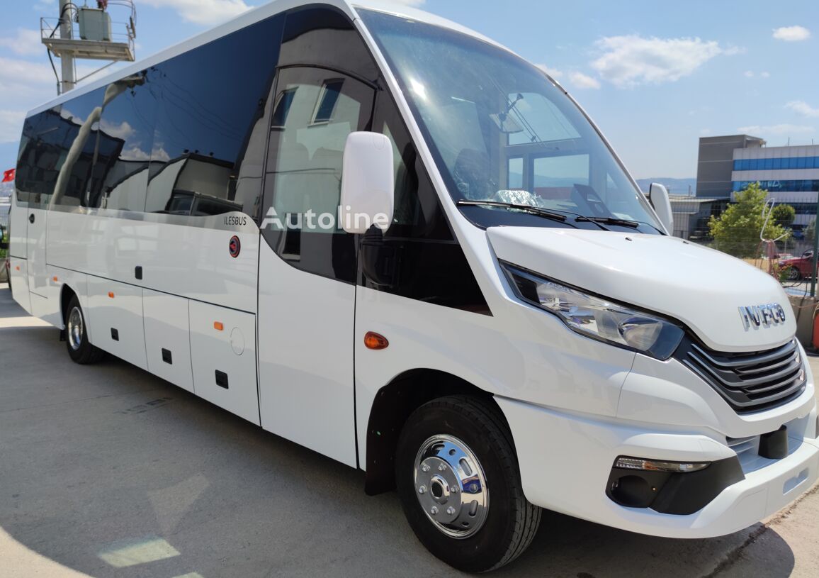 Novi IVECO Daily 70C21 29+1+1, Tourism Comfort, side luggage + 1,5m³ rear l turistički autobus
