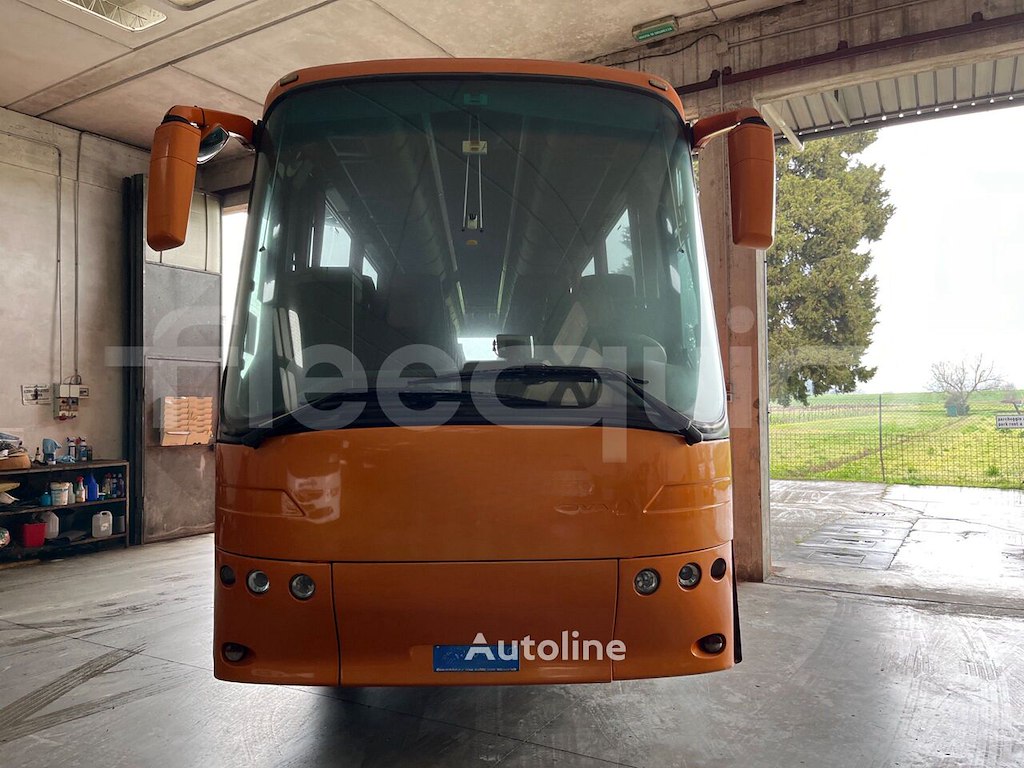 Bova Futura turistički autobus