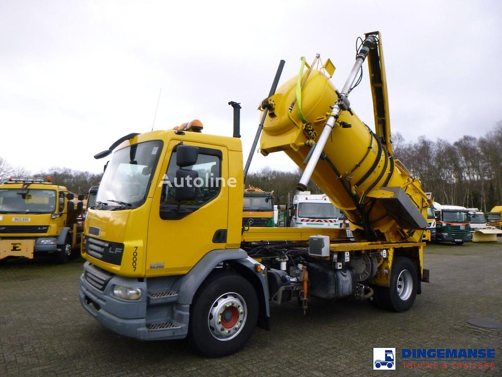 DAF D.A.F. LF 55.220 4X2 Whale vacuum tank 8.1 m3 autofekalac