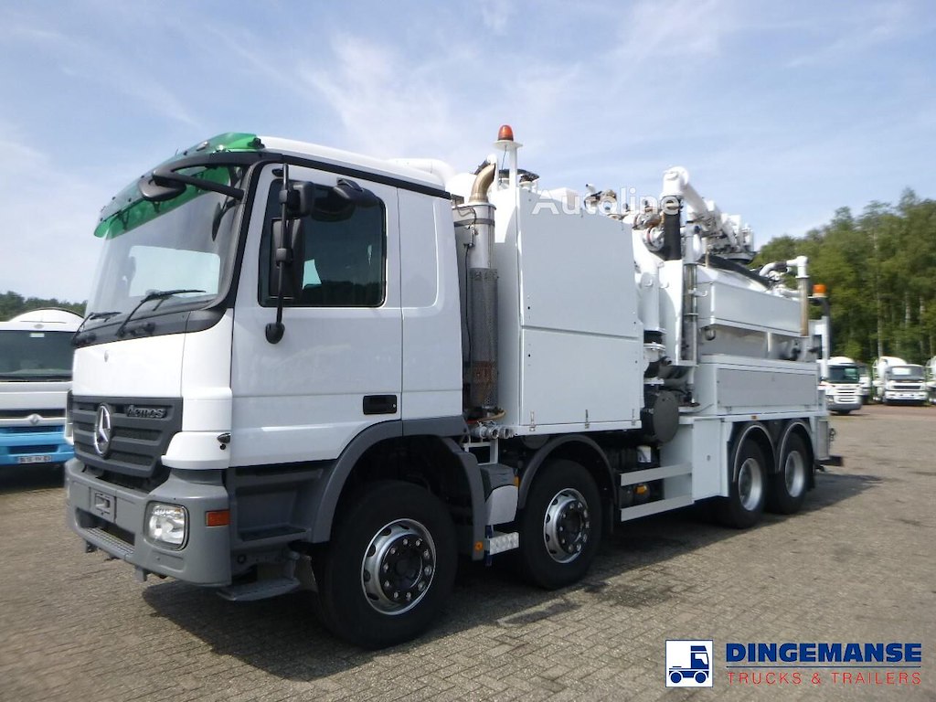 Mercedes-Benz Actros 3241 8x4 RHD Huwer vacuum tank / hydrocureur 15 m3 autofekalac