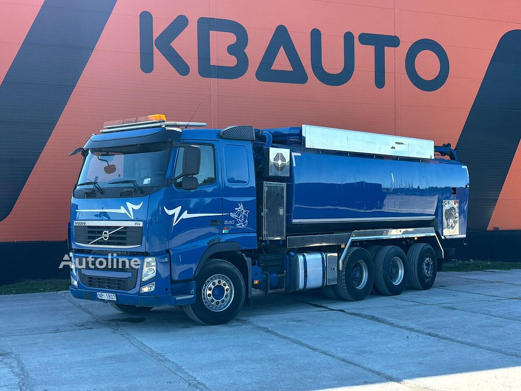 Volvo FH 540 8x4*4 KORP&SON tank 9000 l + 11000 l year 2003 / vacuum W autofekalac