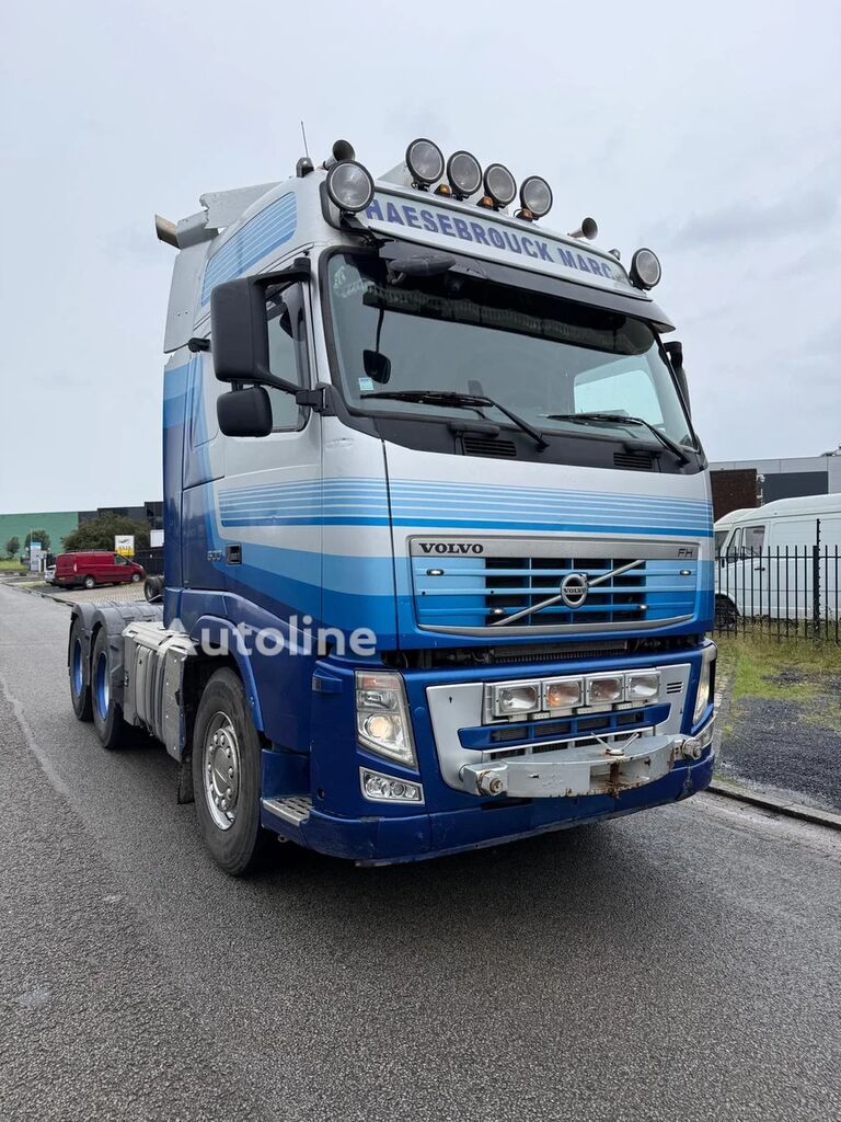 Volvo FH 500 6X4 / 677.791 KMS! / I SHIFT / PTO HYDRAULIC / FRIDGE / S tegljač