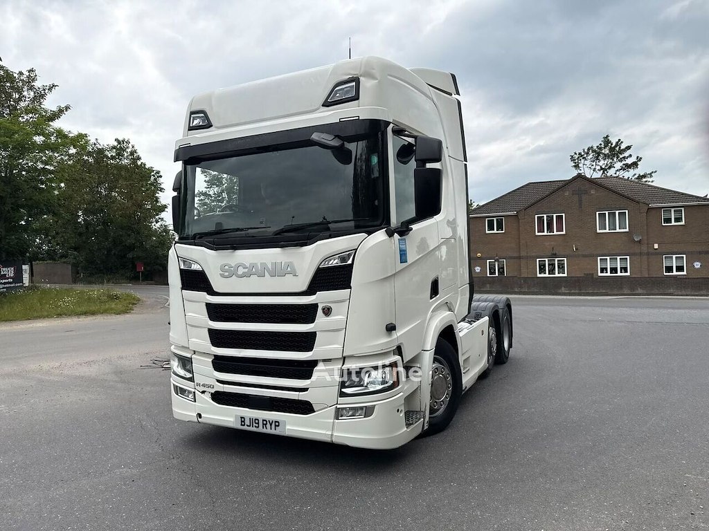Scania R 450 tegljač