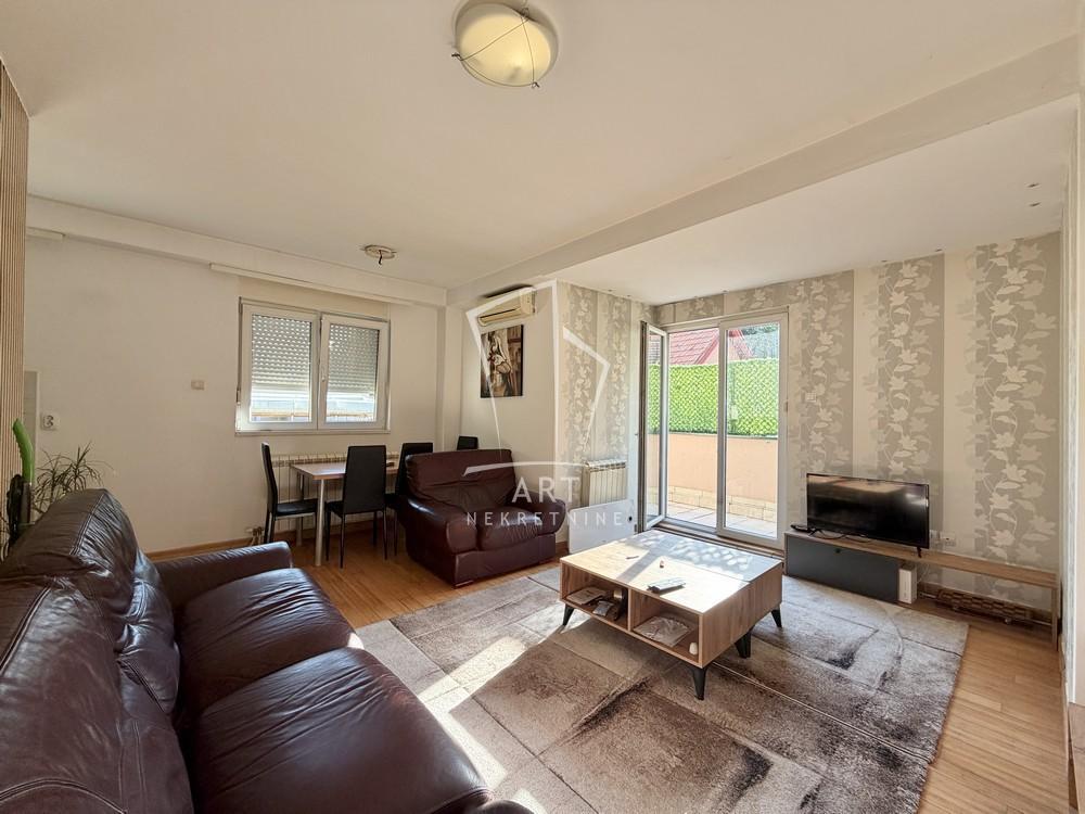 Cara Dušana, Jednoiposoban stan na prodaju, 33m2, 159.000€