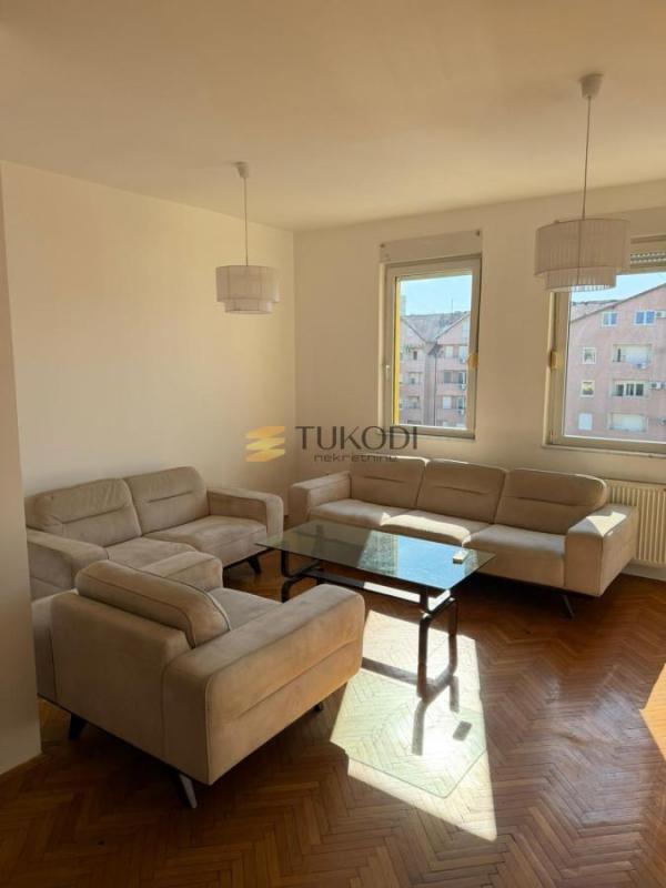 Četvorosoban stan na prodaju, 120m2, 330.000€