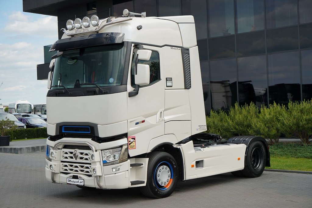 Renault T 520 tegljač