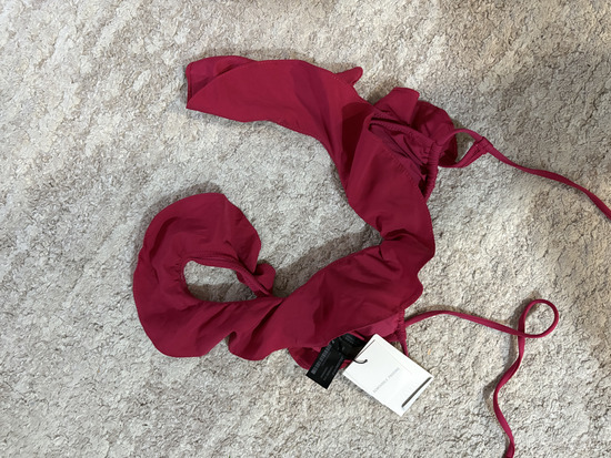 Zara kupaci nov sa etiketom S