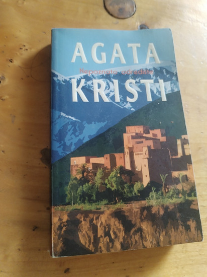 Roman Nepoznato odredište
