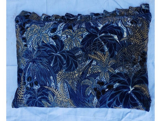 Plisani sareni jastuk 66 x 46 cm
