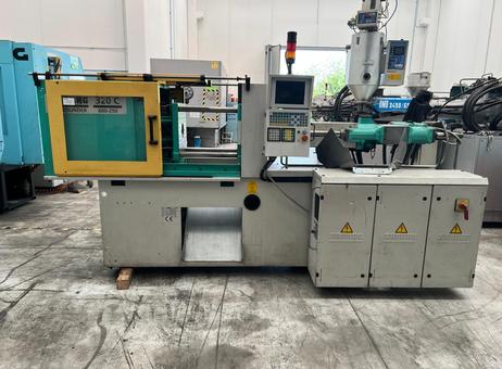 ИНЈЕКЦИОНА ПРЕСА ARBURG 320-C-600-250 CENTEX -CE- вијак 35