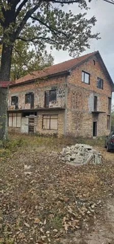 PRODAJEM STAMBENO-POSOLOVNI OBJEKAT U VRANICU