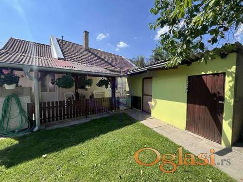 Uknjizena kuca u Backom Jarku,65m2