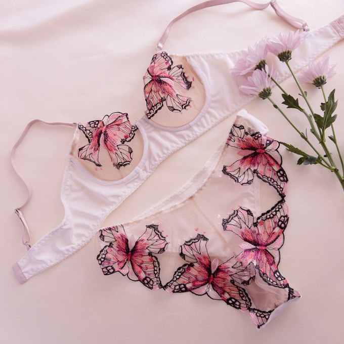 Set Alira dan