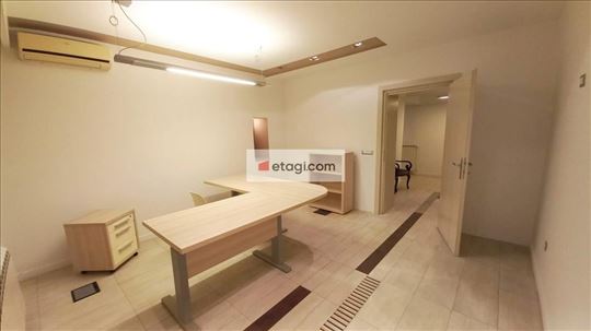 Prodaje se luksuzan stan / poslovni prostor – 41 m