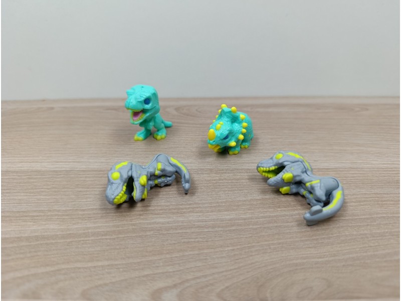 Kinder joy dinosaurusi