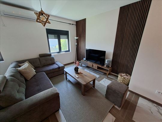 Novi Beograd, Stara Bežanija, 3.0, 90m2, lux, park