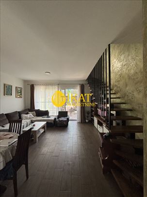 Stari Banovci, kuća u nizu 82m2 duplex, top ponuda