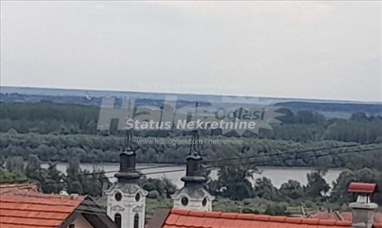 Sremski Karlovci-Manja Porodična kuća 103 m2