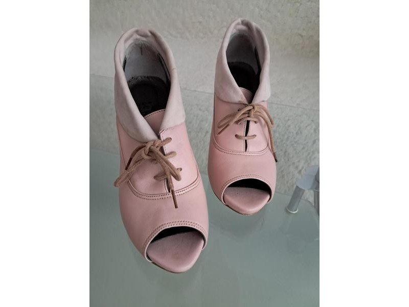 LE SCARPE ROZE SANDALE ČIZMICE, PRIRODNA KOŽA 36/23cm