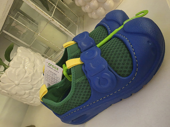 Crocs nove 34,35
