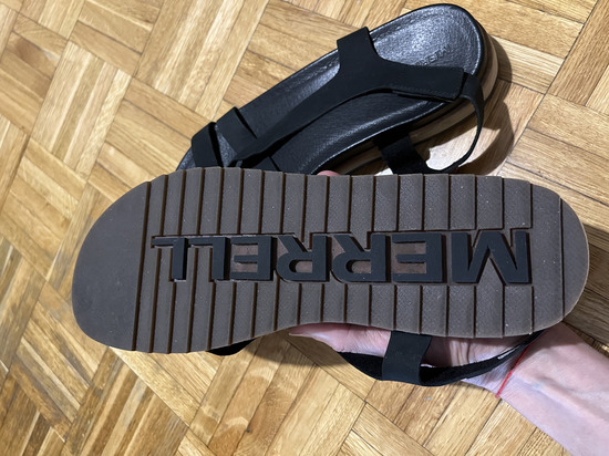MERRELL nove kožne sandale 41/42