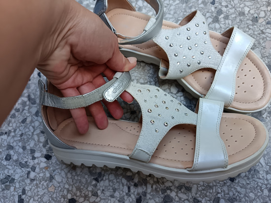 Geox sandale kozne 39 novo bele