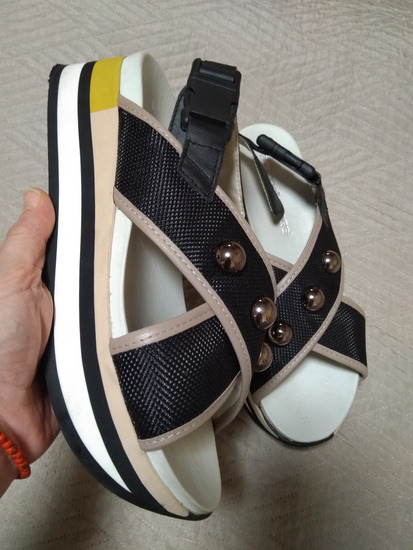 NOVE *ANTONELLA ROSSI* POVOLJNO