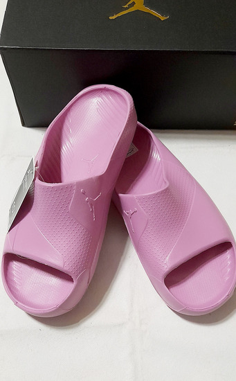 Original nike jordan papuče nove sa etiketom 41,5