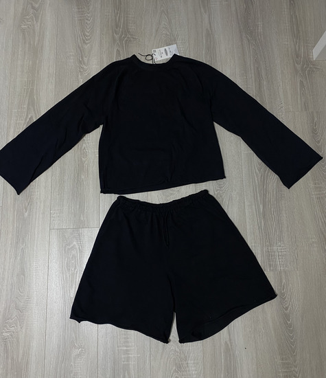 Zara set inspirisan Margot Robbie outfitom