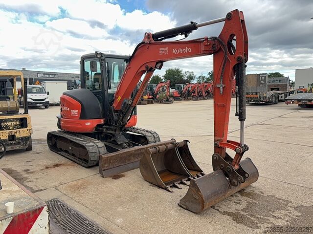 Mini bager < 7t
Kubota U55-4