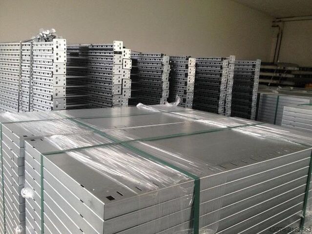 75 metara linearnih police Schäfer R3000 ✓✓
SSI Schäfer R 3000