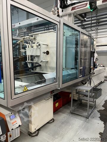 Mašina za brizganje plastike
KraussMaffei KM 500/2700C2