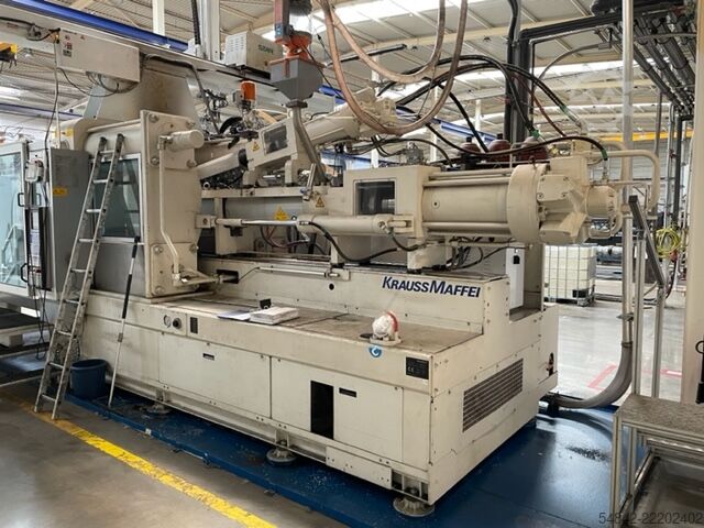 Mašina za brizganje plastike
KraussMaffei KM 650-3500-700 CZ