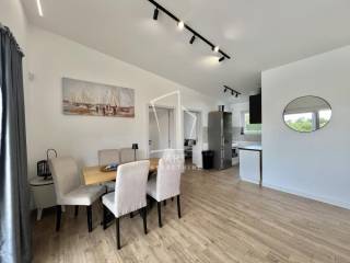 Samostalna porodična vila 78 m², novo, Beograd