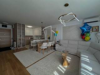 Stan Tadije Sondermajera, Airport City - Blok 60, Beograd