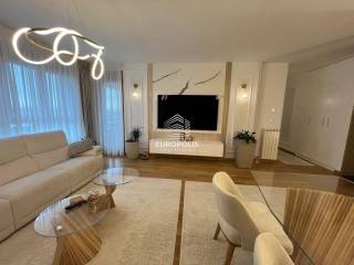 Stan Tadije Sondermajera, Airport City - Blok 60, Beograd