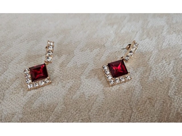 Red Crystal drop dangle minđuše, novo