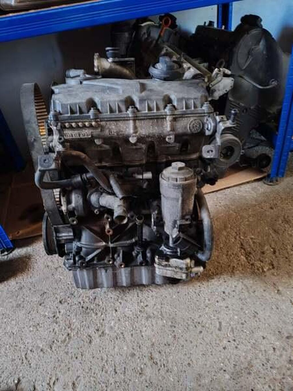 1.9 TDI MOTOR ZA VOLKSWAGEN EOS, CADDY, SHARAN . OD 2003. DO 2008