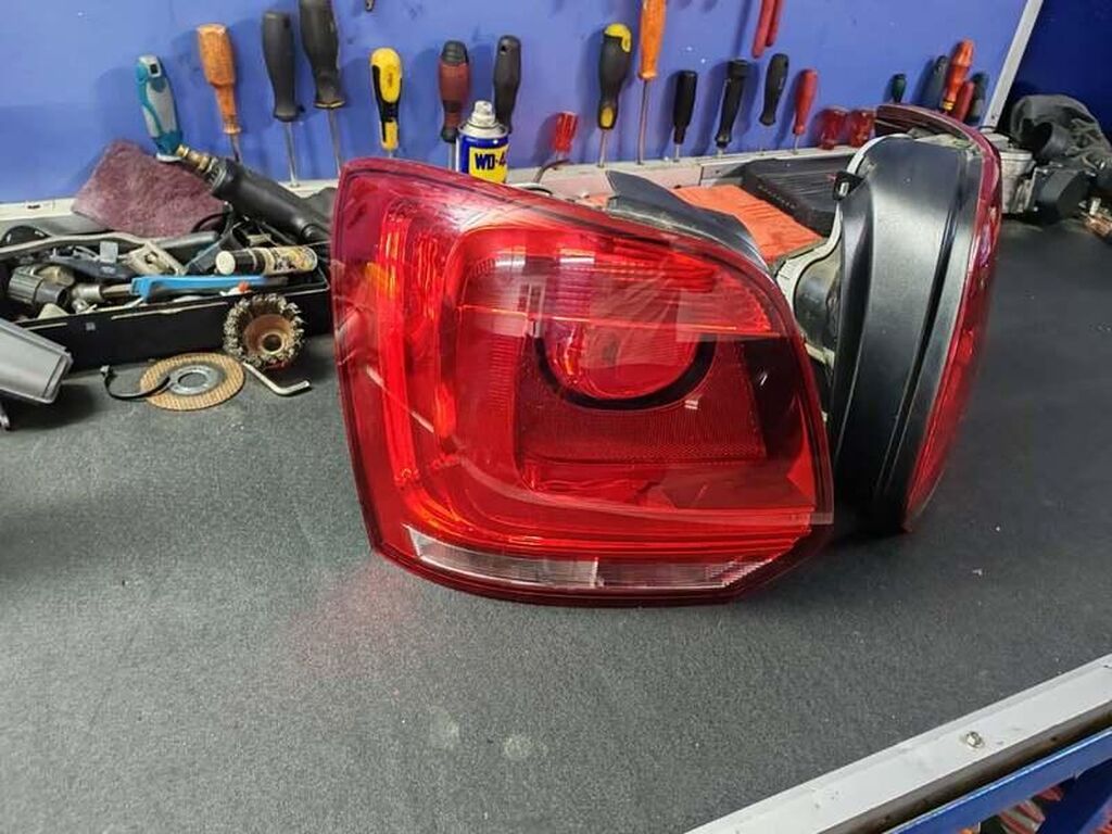STOP LAMPE ZA VOLKSWAGEN POLO OD 2009. DO 2014. GOD. | Originalne