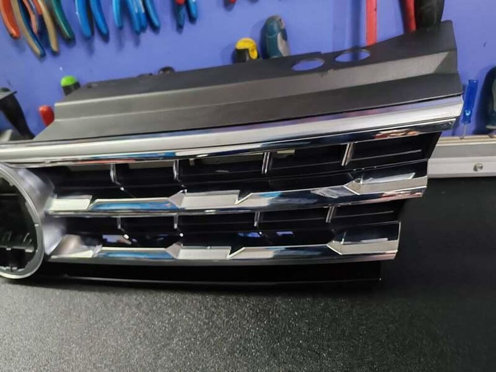 MASKA ZA VOLKSWAGEN TIGUAN OD 2016. DO 2023. GOD. | Originalna